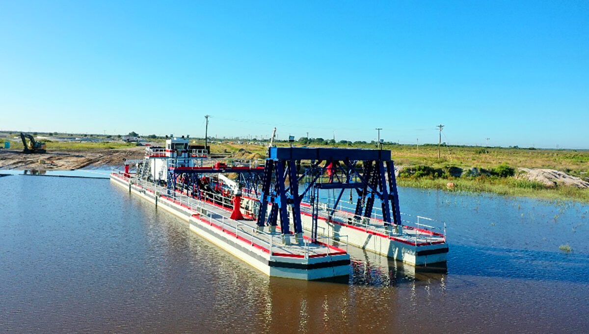 Deep Digging Dredges | Custom Dredge Manufacturer | Custom Dredge Works